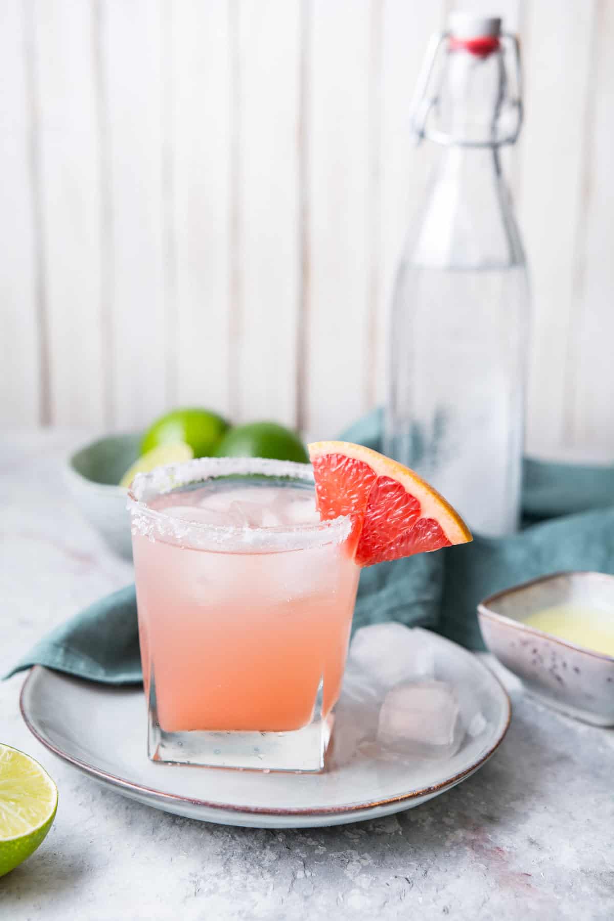 How To Make a Perfect Paloma - Food Faith Fitness