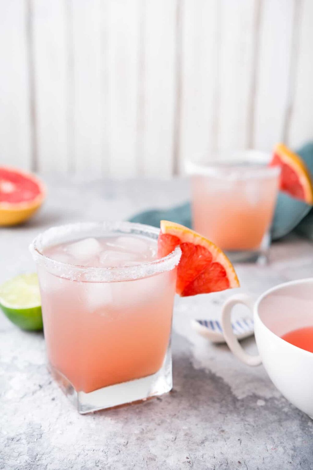 How To Make a Perfect Paloma - Food Faith Fitness