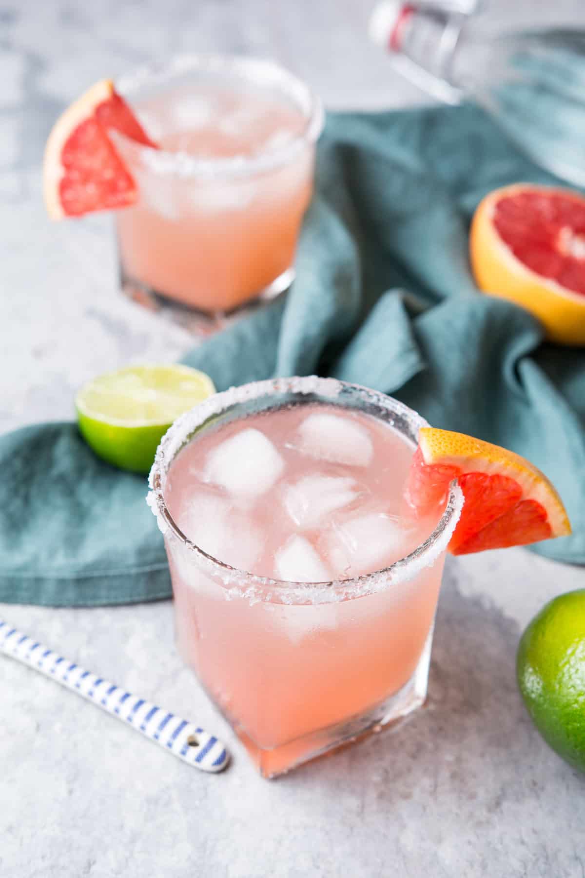 How To Make a Perfect Paloma - Food Faith Fitness