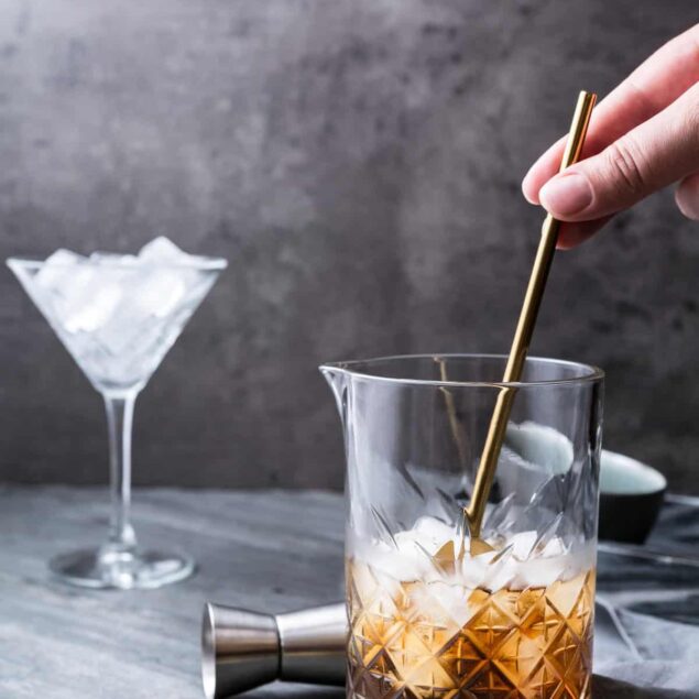 Classic Manhattan Cocktail Recipe - Food Faith Fitness