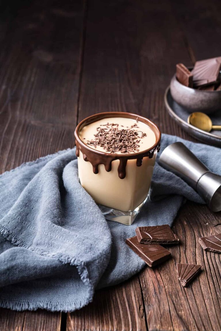 The Best Mudslide Cocktail Recipe - Food Faith Fitness