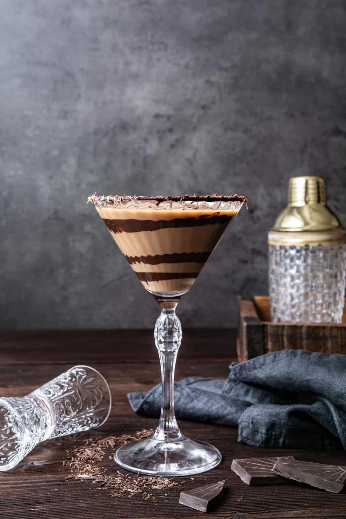 Chocolate Martini Cocktail (The Sweetest Martini!) - Food Faith Fitness