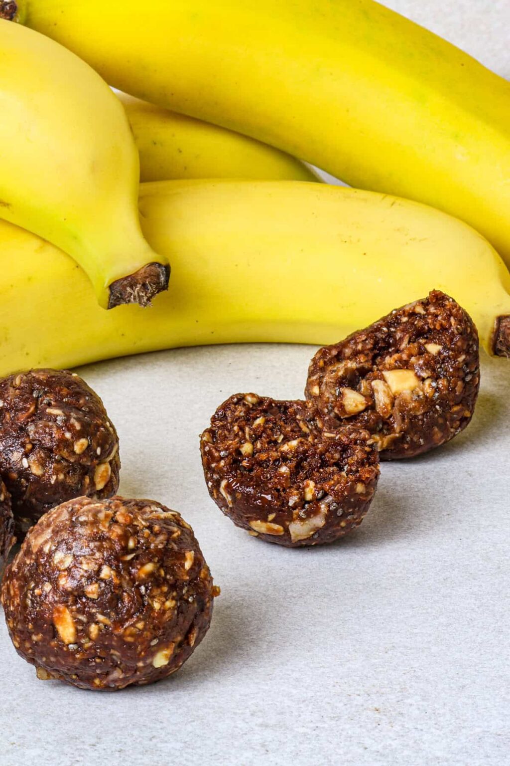 Peanut Butter Banana Protein Balls - Food Faith Fitness