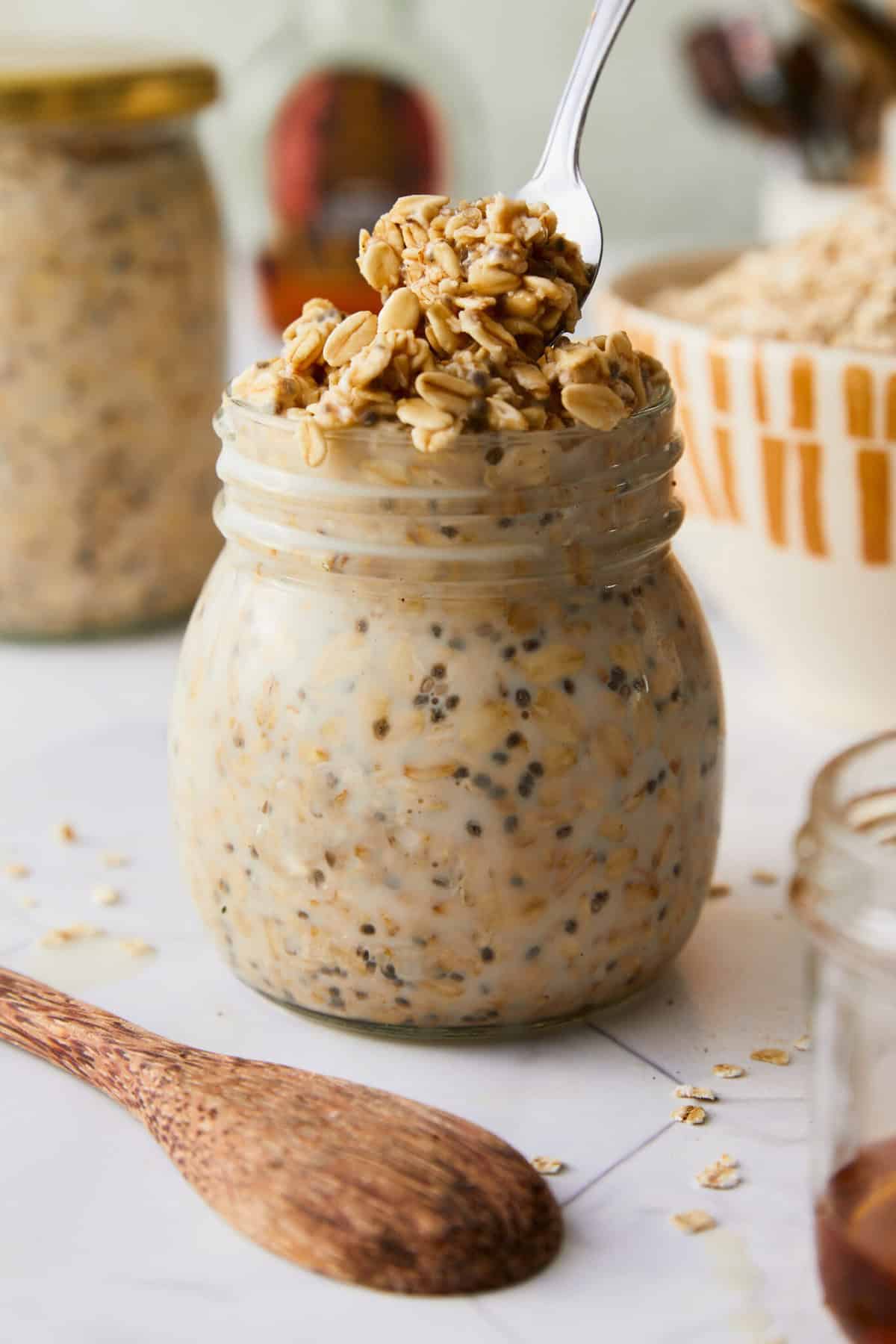 Low-Calorie Overnight Oats - Food Faith Fitness