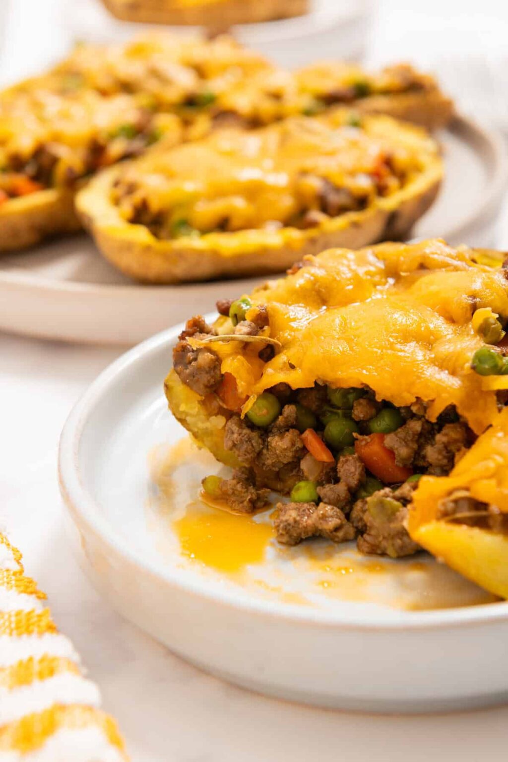Cottage Pie Baked Potatoes - Food Faith Fitness