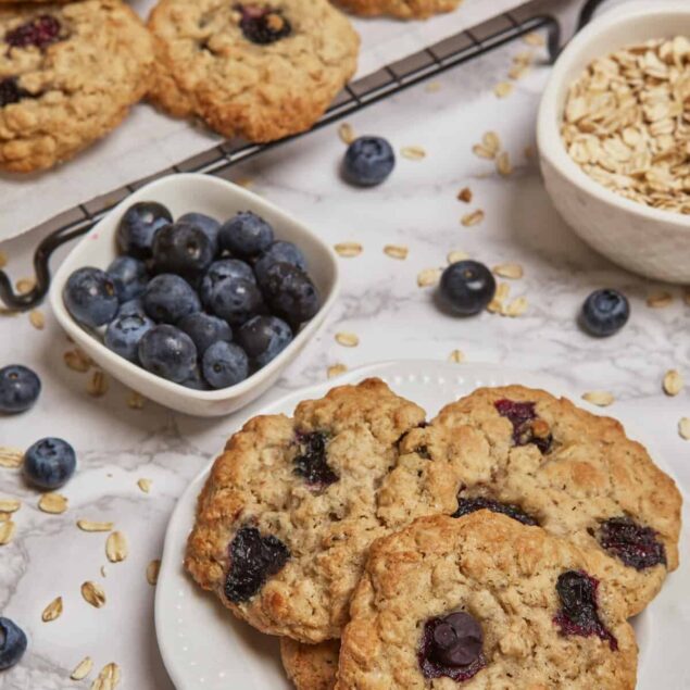 Blueberry Oatmeal Cookies - Food Faith Fitness