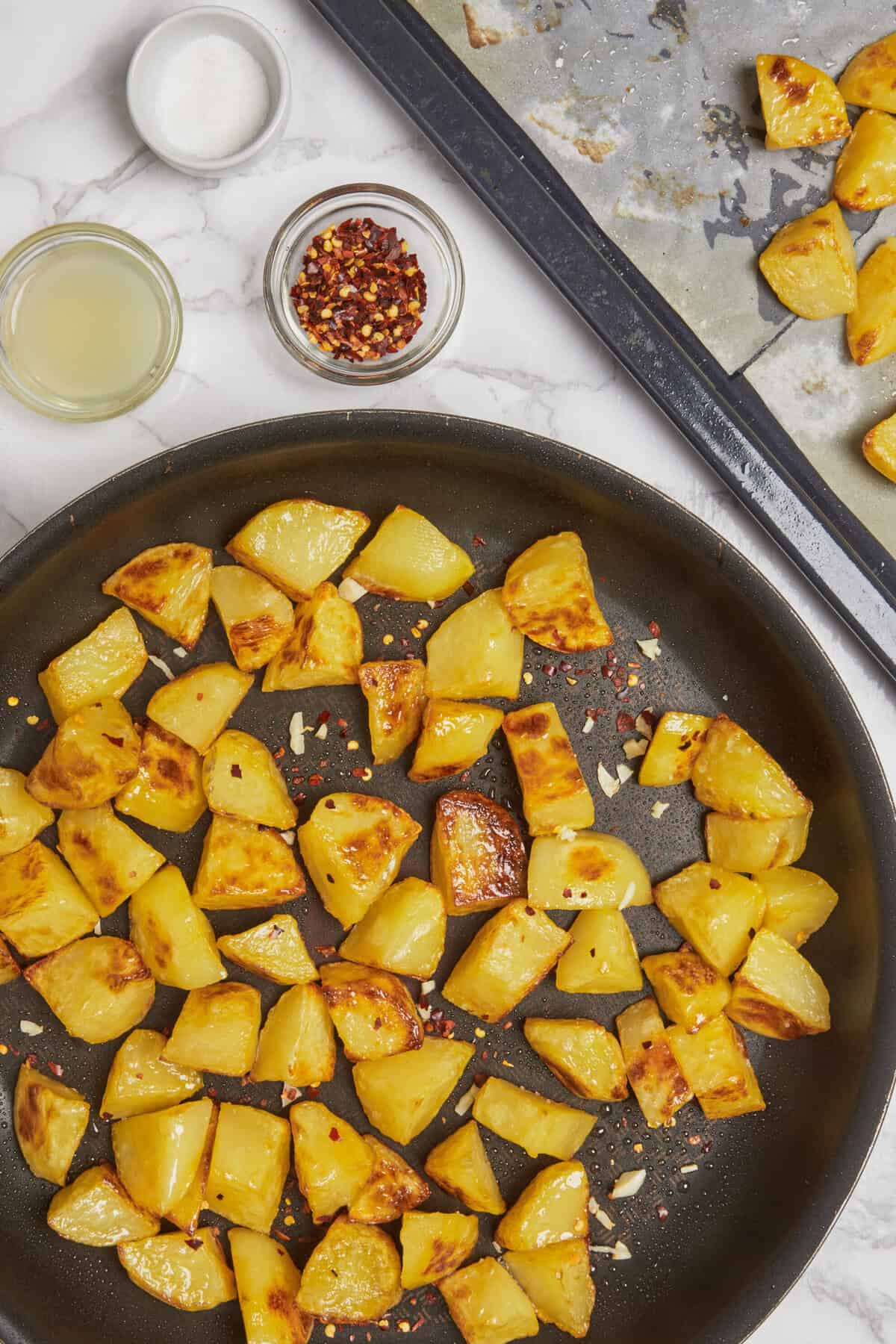 Batata Harra (Lebanese Spicy Potatoes) | Yoga Pit